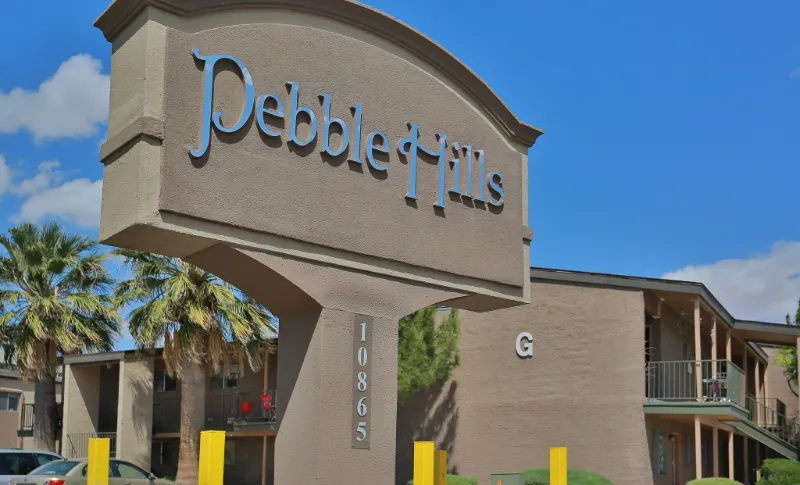 Pebble Hills Apartments El Paso | Rise Apartments
