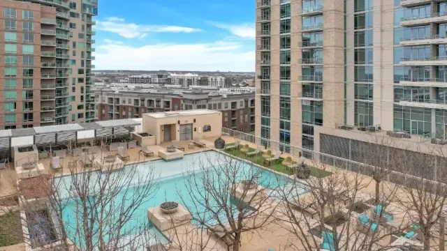 3700M | Rise Apartments