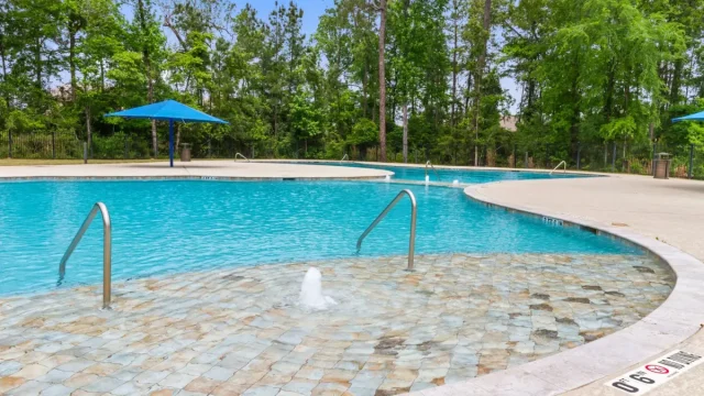 Amber Pines at Fosters Ridge | Rise Apartments