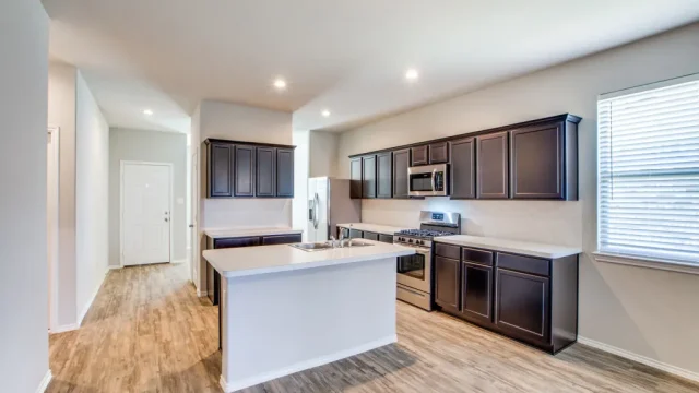 Amber Pines at Fosters Ridge | Rise Apartments