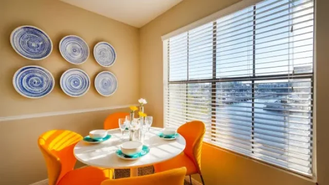 Anchor at South Shore | Rise Apartments