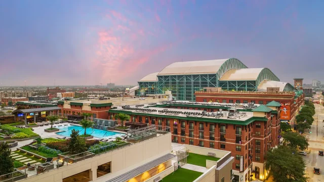 Catalyst Houston | Rise Apartments