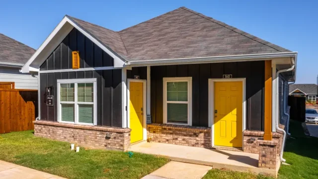 Cottages at Summer Creek | Rise Apartments