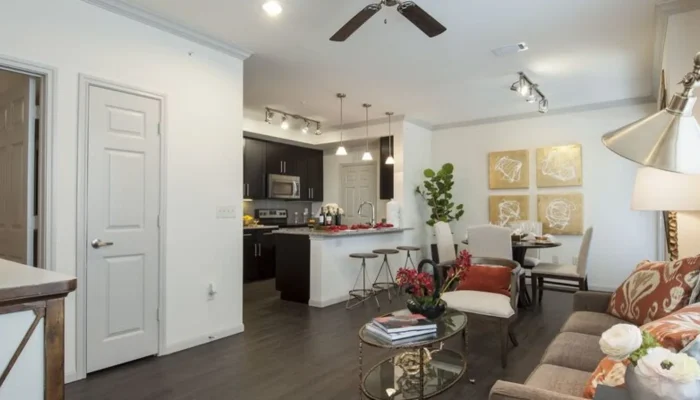 The Crossing at Katy Ranch | Rise Apartments