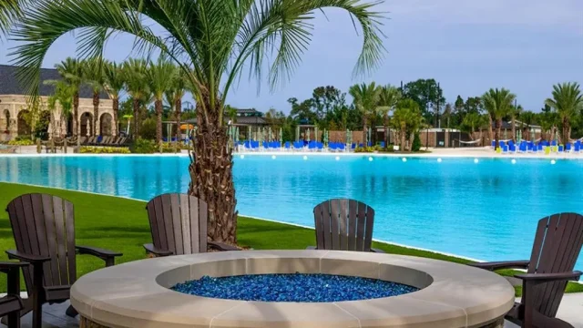 Edgewater at the Lagoon | Rise Apartments