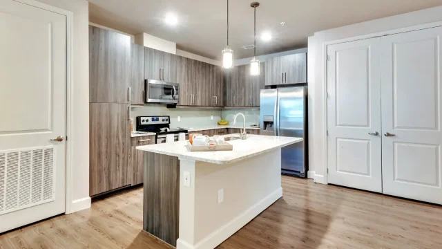 Everlee | Rise Apartments