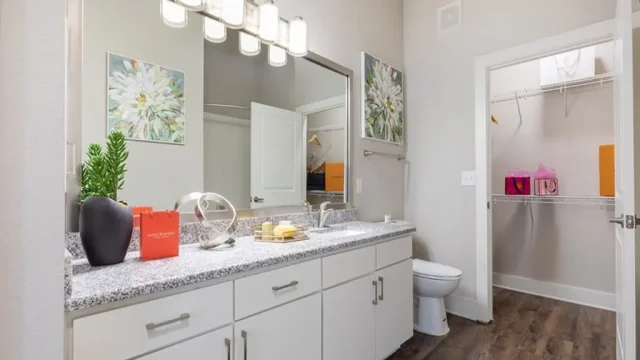 Highline Urban Lofts | Rise Apartments