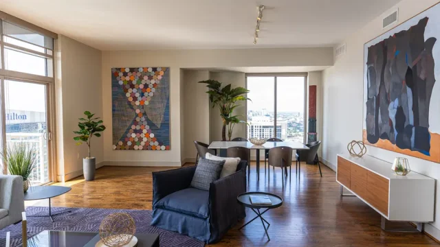 One Park Place | Rise Apartments