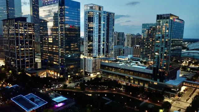 Parkside Residences | Rise Apartments