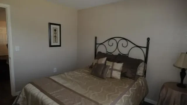 Reed Parque Townhomes | Rise Apartments