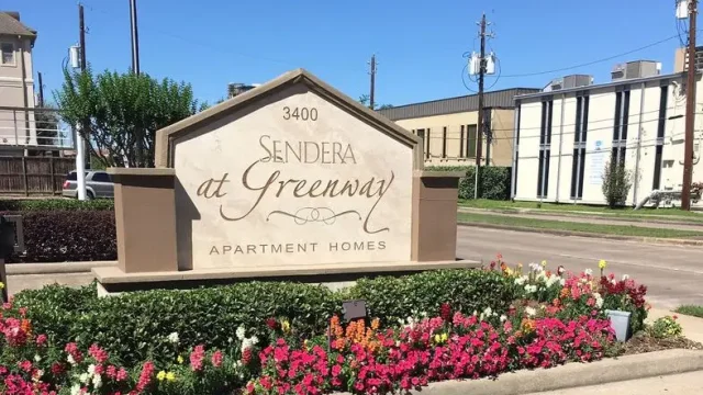 Sendera At Greenway | Rise Apartments