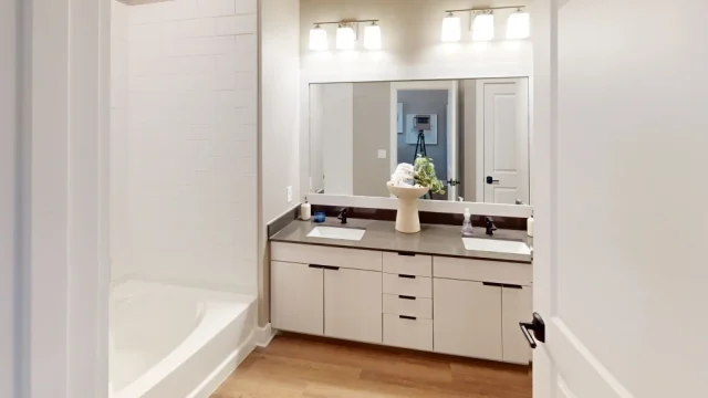 The Everstead at Windrose | Rise Apartments